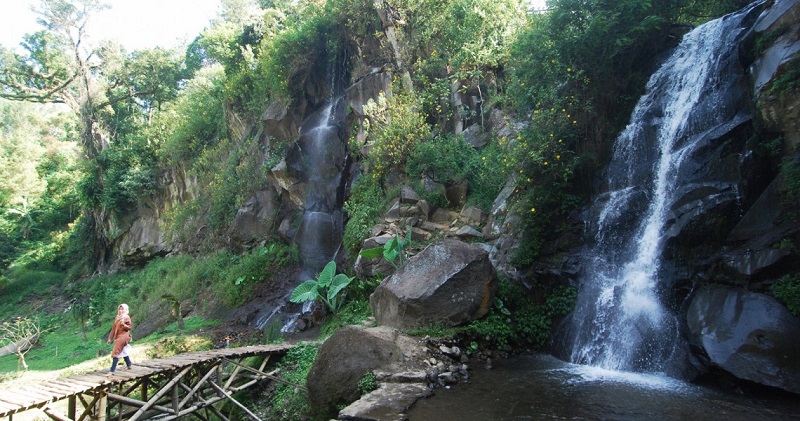 Percikkan Air Terjun Coban Putri Manjain Kamu! | Pariwisata Indonesia