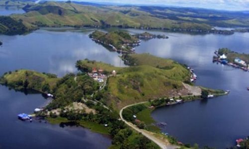 Panorama Indah Danau Sentani, Membuat Kamu Terlena | Pariwisata Indonesia