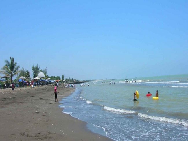 Ayo ke Pantai Widuri yang Memesona! | Pariwisata Indonesia