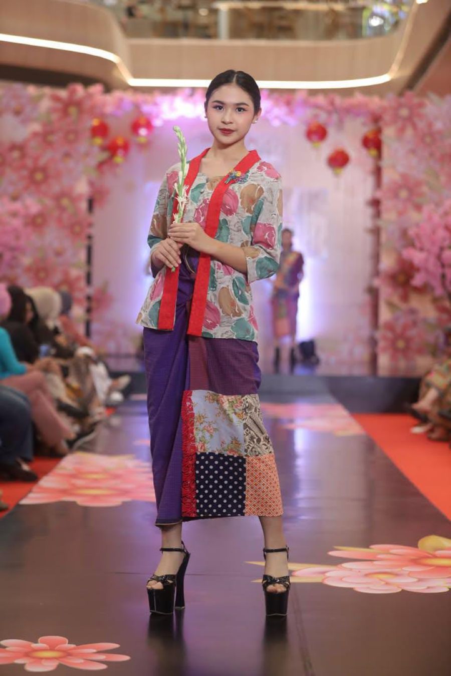 ‘Lorek’ Kebaya Jeng Sri, Menjaga Eksistensi Warisan Budaya Indonesia ...